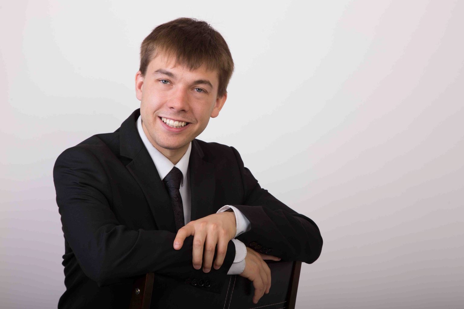 Photos - Alexander Binns